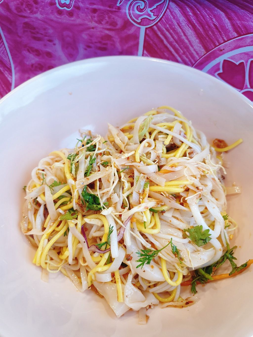 CLOSED: Chinese Noodle Stall - Pai Market Vendor - HappyCow