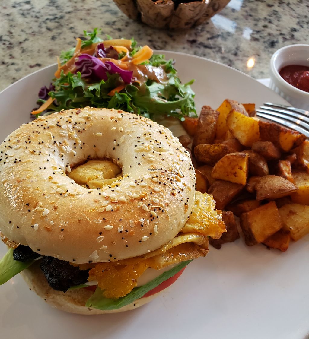 CLOSED: Artichoke & Vine - Boca Raton Florida Restaurant - HappyCow