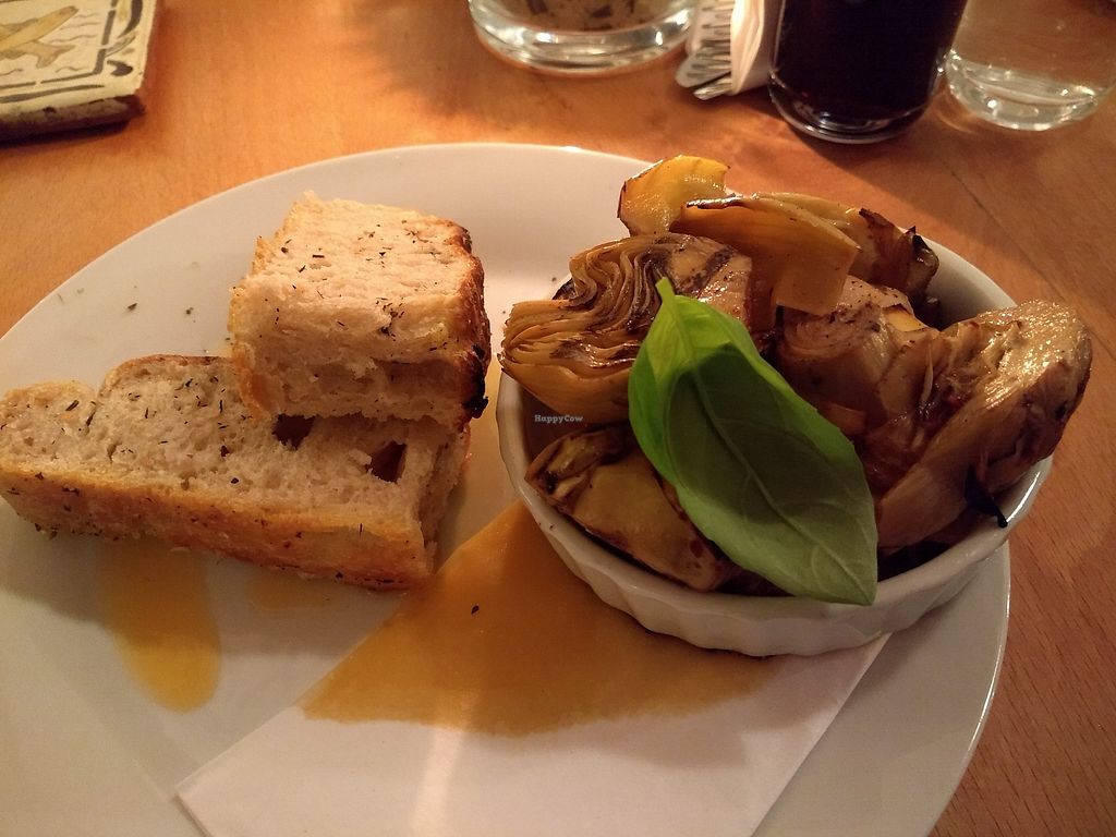 CLOSED: St. Bess - Berlin Restaurant - HappyCow