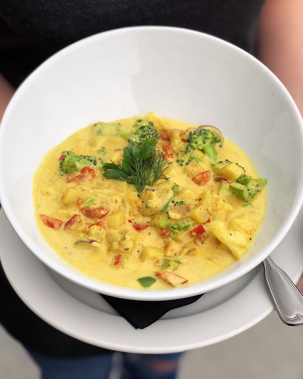 CLOSED: Iconic Eats - Valencia California Restaurant - HappyCow