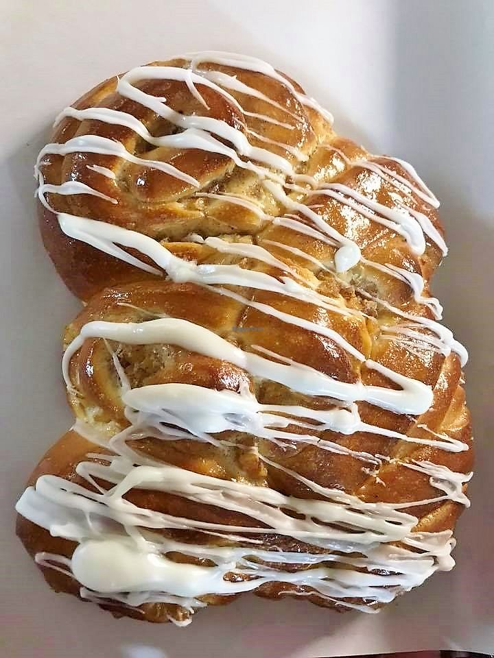 CLOSED: Flour of Life Bakery - Helensvale Queensland Bakery - HappyCow