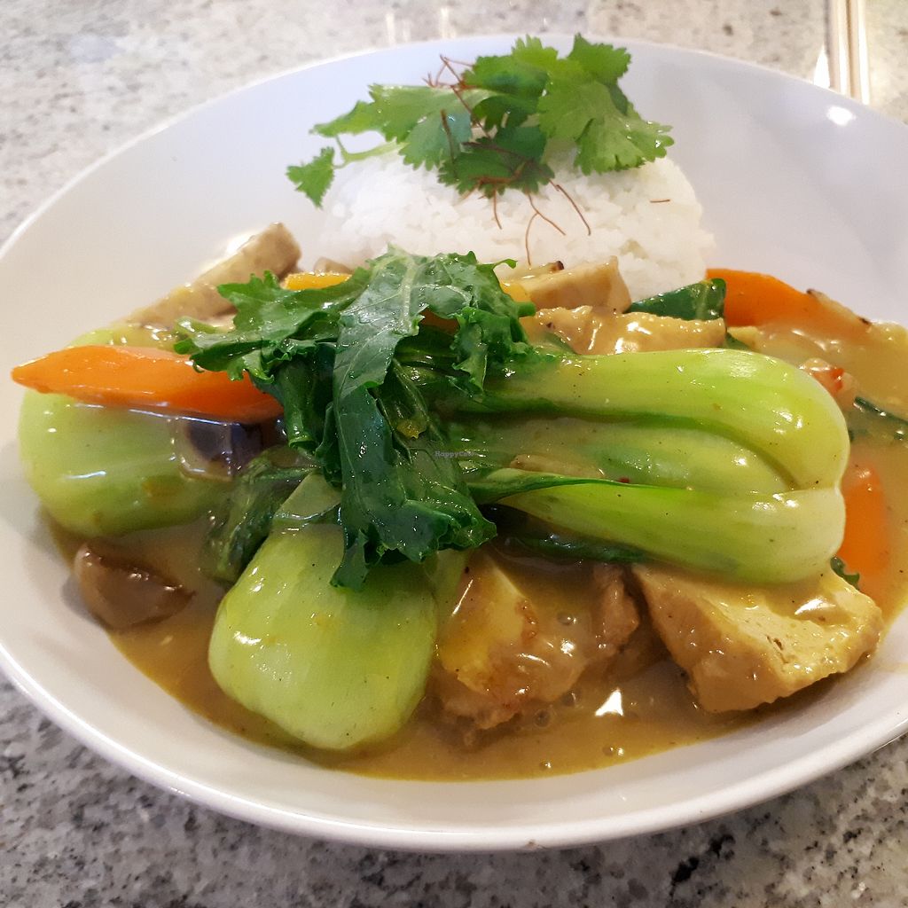 CLOSED: Rau Bistro - Calgary Alberta Restaurant - HappyCow