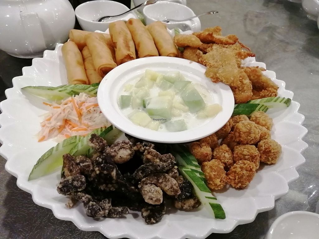CLOSED: Sky Taste Vegetarian Cuisine - Batam Sumatra Restaurant - HappyCow