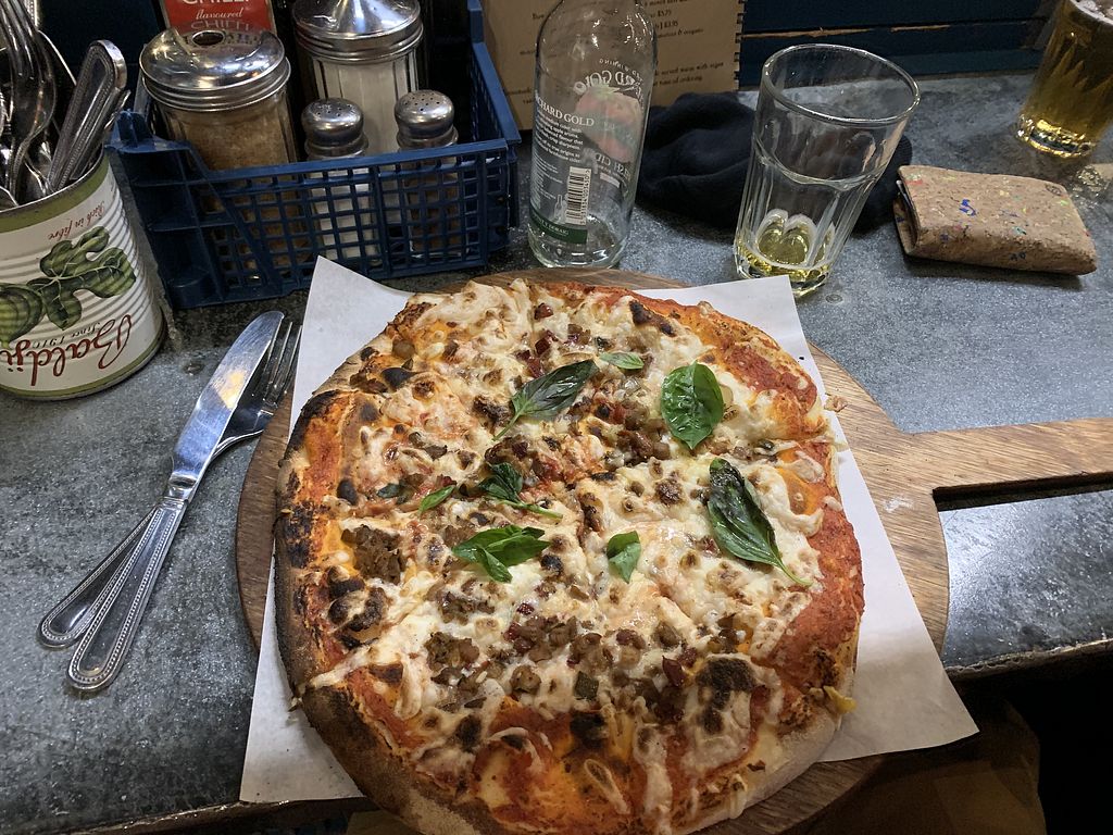 Hangin' Pizzeria - Betws-y-coed Restaurant - HappyCow