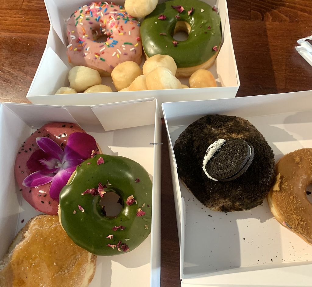 CLOSED: Donatsu - Los Angeles California Bakery - HappyCow