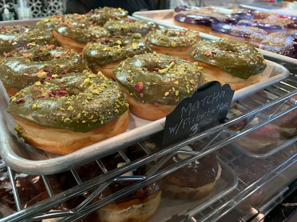 CLOSED: Donatsu - Los Angeles California Bakery - HappyCow