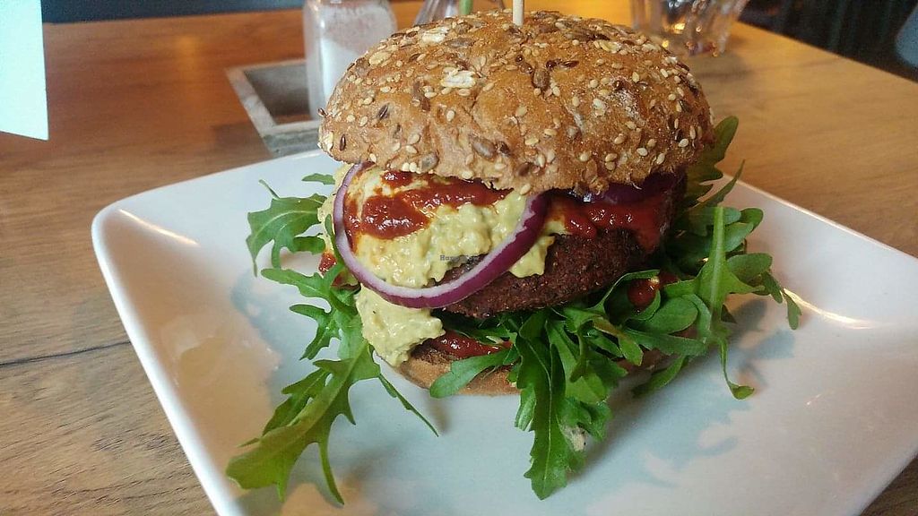 CLOSED: Menz Burger - Cologne Restaurant - HappyCow