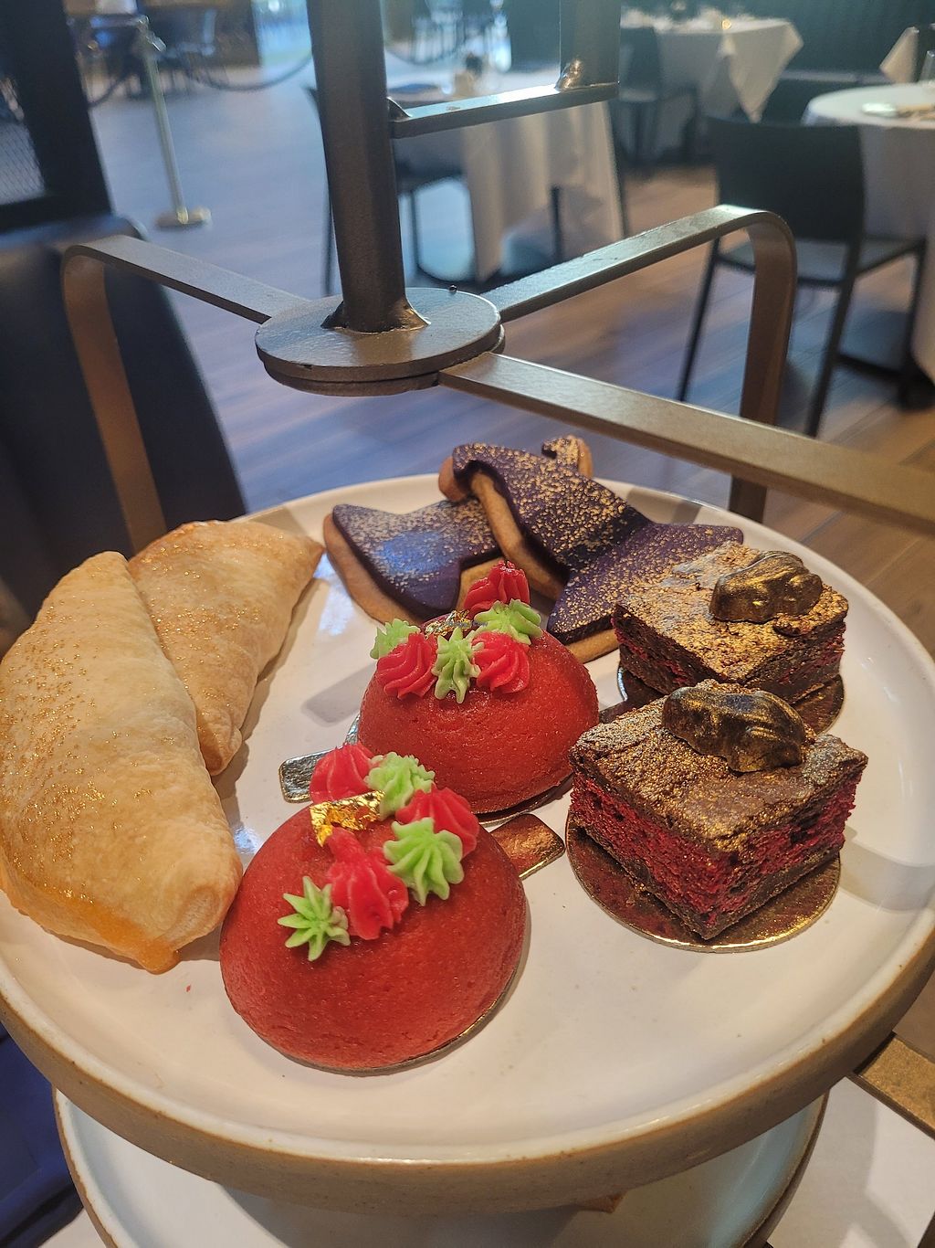 Warner Bros. Studio Tour - Watford Restaurant - HappyCow