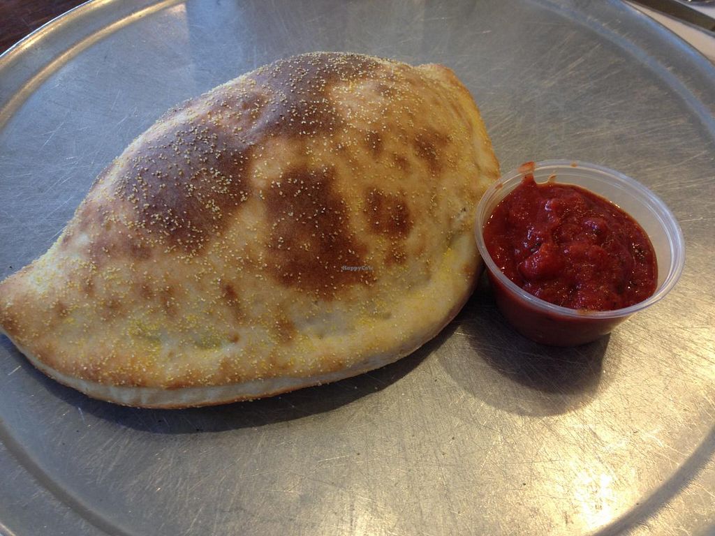 Classic Slice Pizza - Milwaukee Wisconsin Restaurant - HappyCow