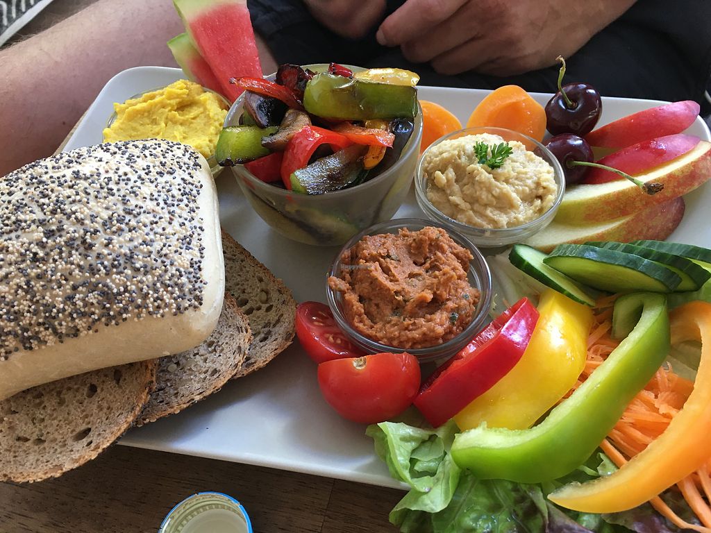 10 Best Vegan Restaurants in Berlin, Germany - 2025 - HappyCow