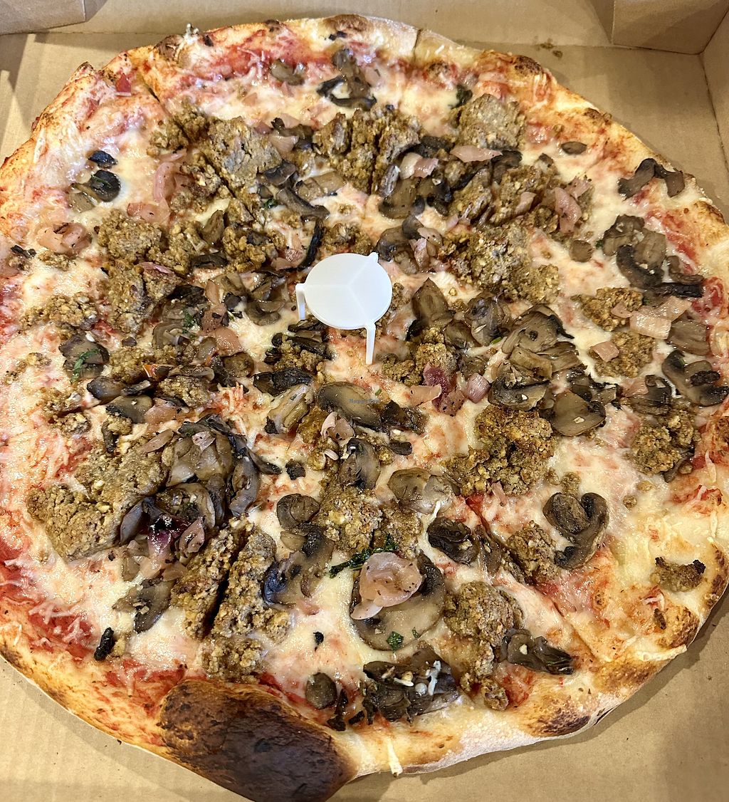Ian's Pizza on State - Madison | Review "Good pizza" by Chrizzle - HappyCow