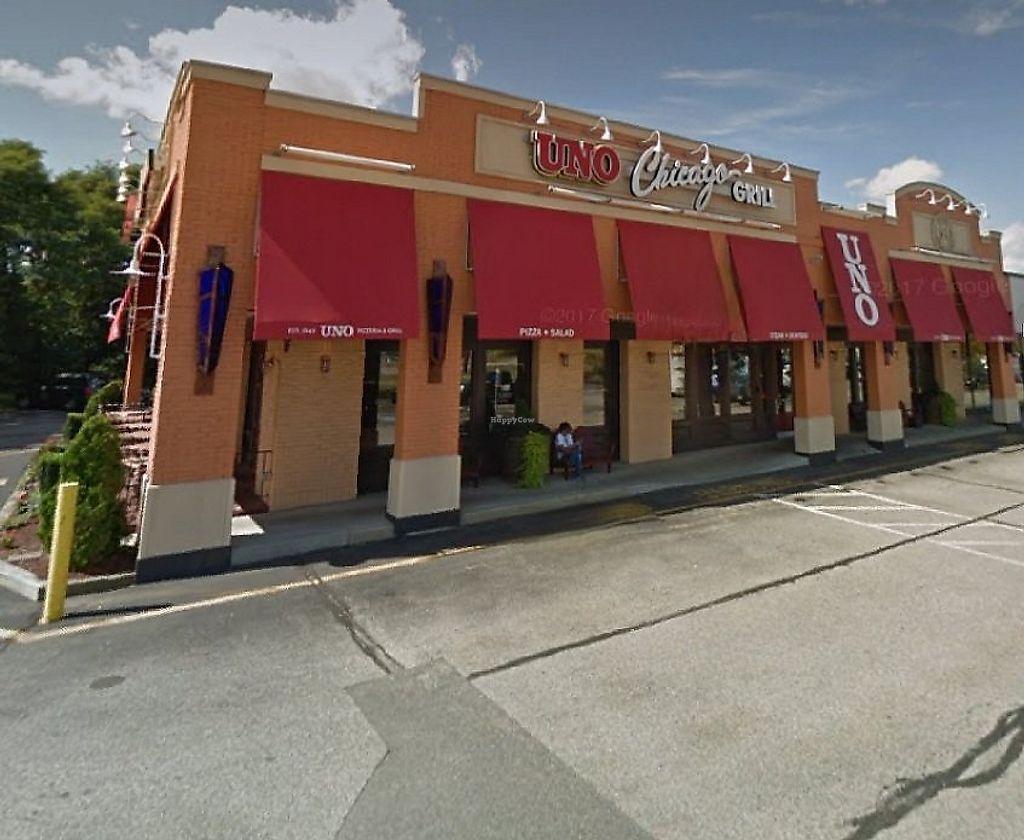 UNO Pizzeria - Warwick Rhode Island Restaurant - HappyCow
