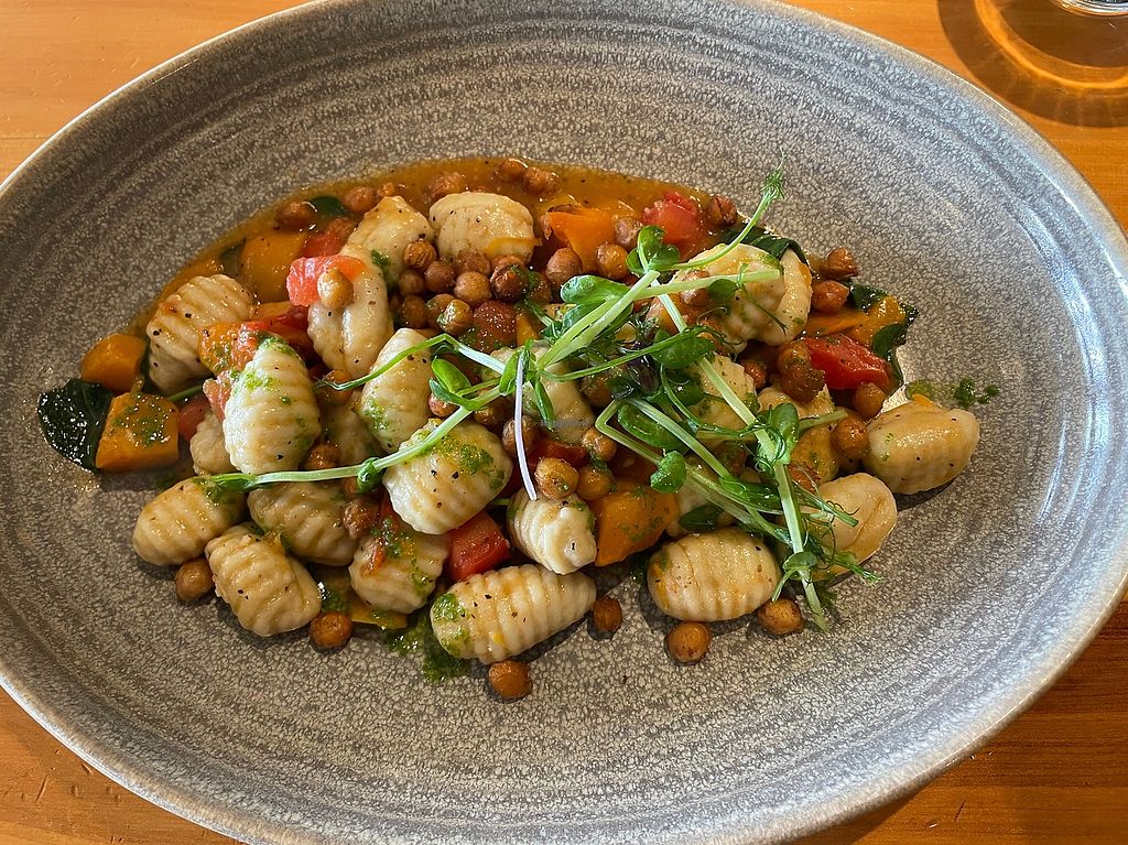 The Fat Duck - Te Anau | Review "This duck has a lot to Quack about ...