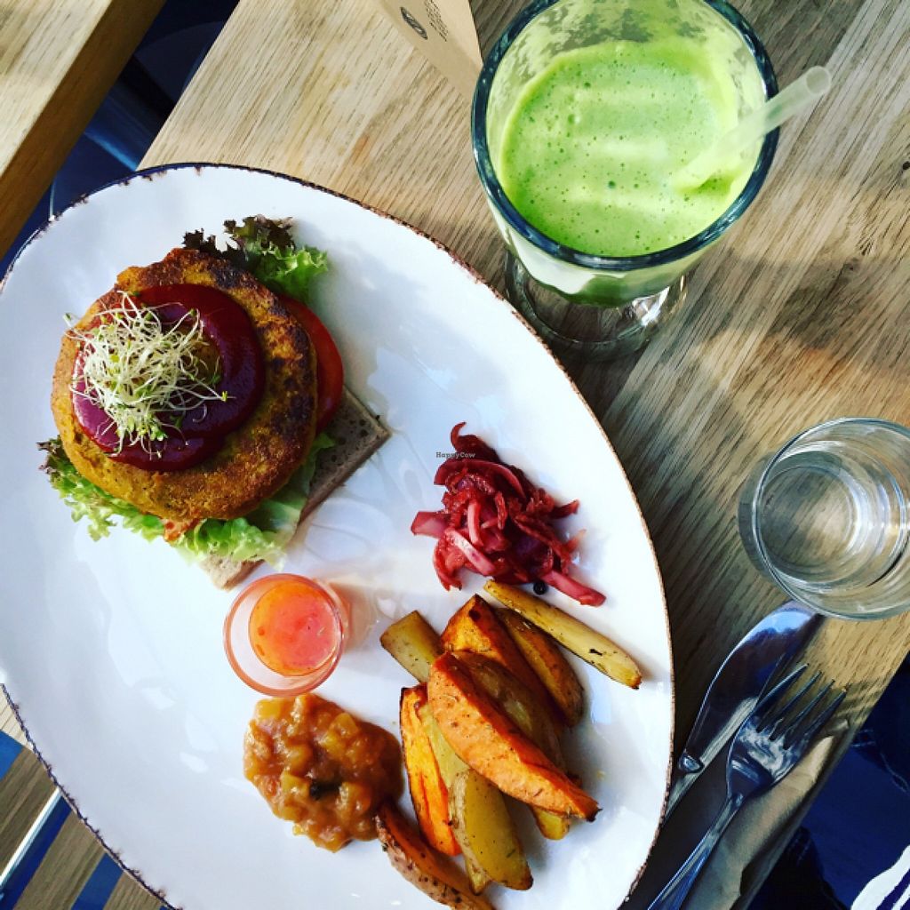 Funky Fresh Cafe - DogA - Oslo Restaurant - HappyCow