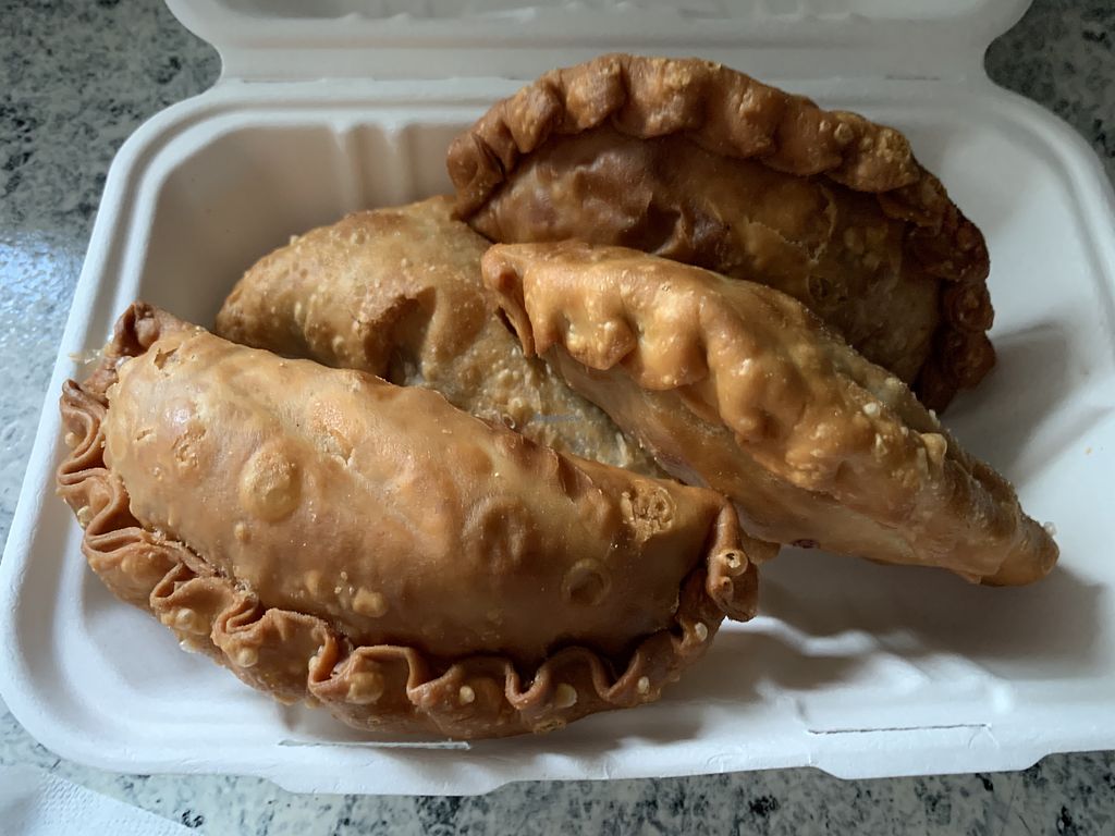 CLOSED: The Happy Pig Vegan Comfort Food - Bellmore New York Food Truck ...