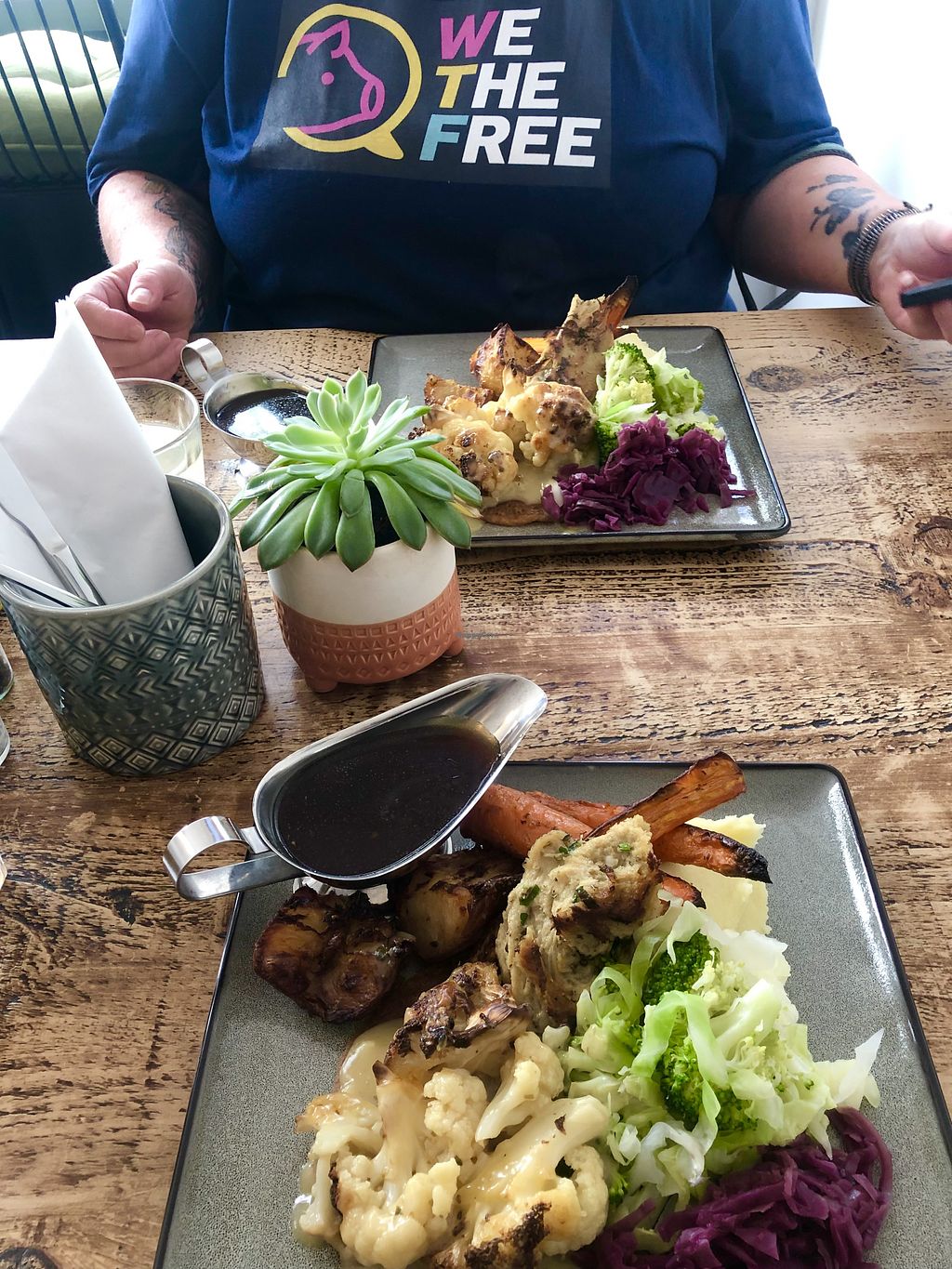 CLOSED: Vegged - Chesterfield Restaurant - HappyCow