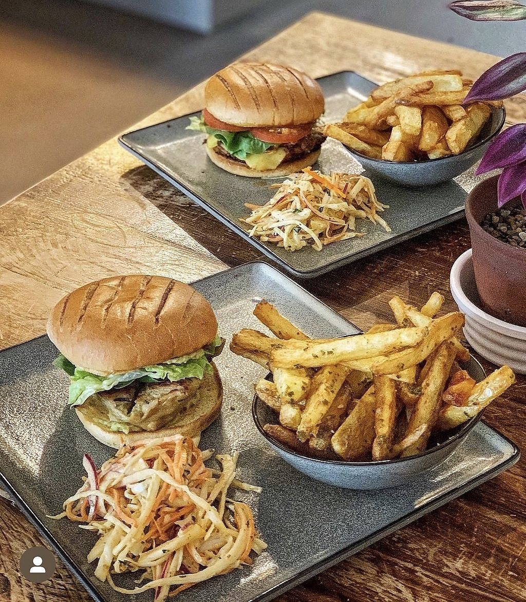 CLOSED: Vegged - Chesterfield Restaurant - HappyCow