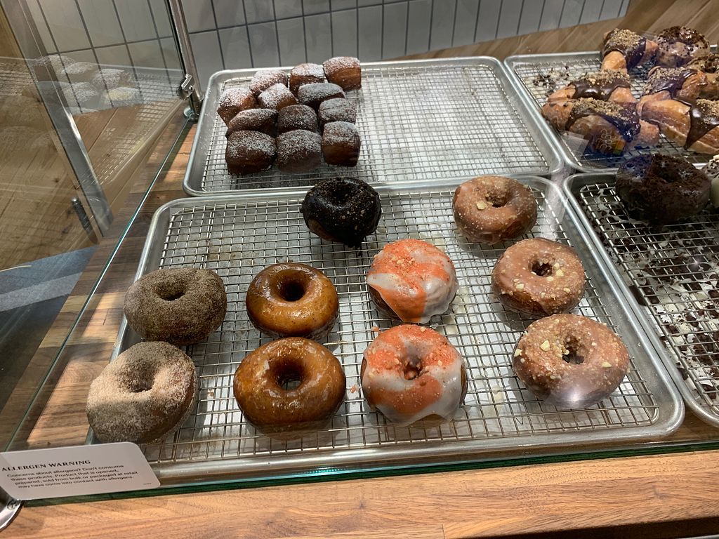 CLOSED: Curiosity Donuts - Mclean Virginia Bakery - HappyCow
