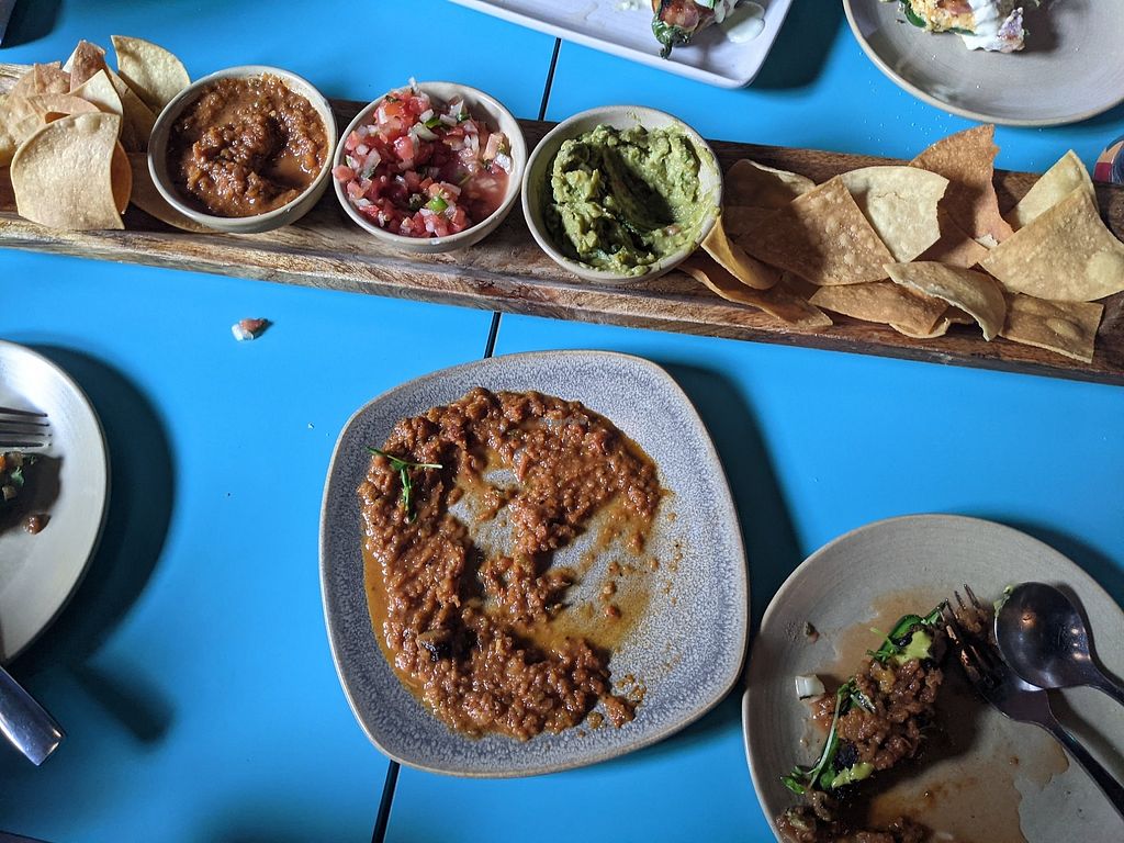 CLOSED: Tres Carnales Rostizado - Edmonton Alberta Restaurant - HappyCow