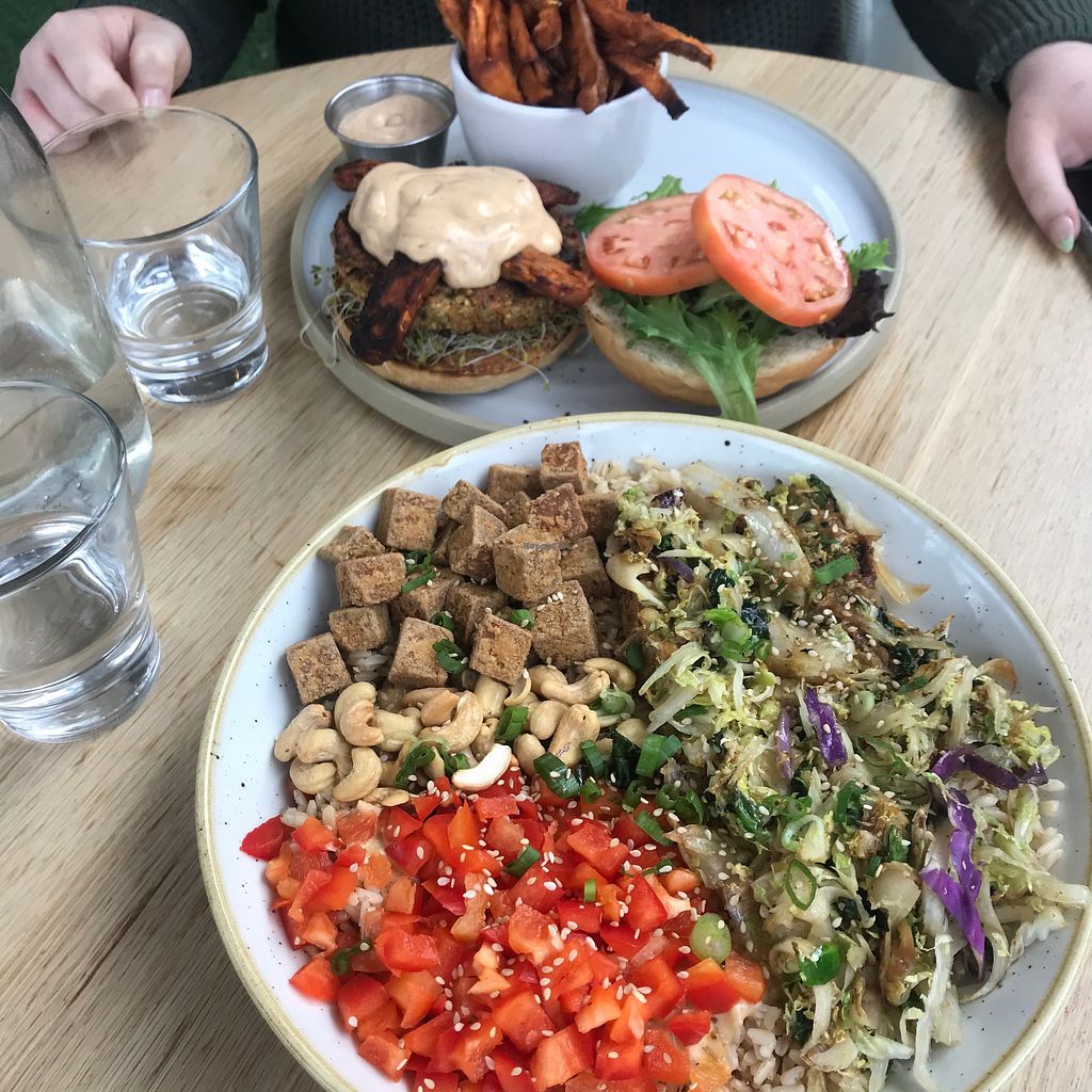 CLOSED: Fresh Kitchen + Juice Bar Hurontario - Mississauga Ontario ...