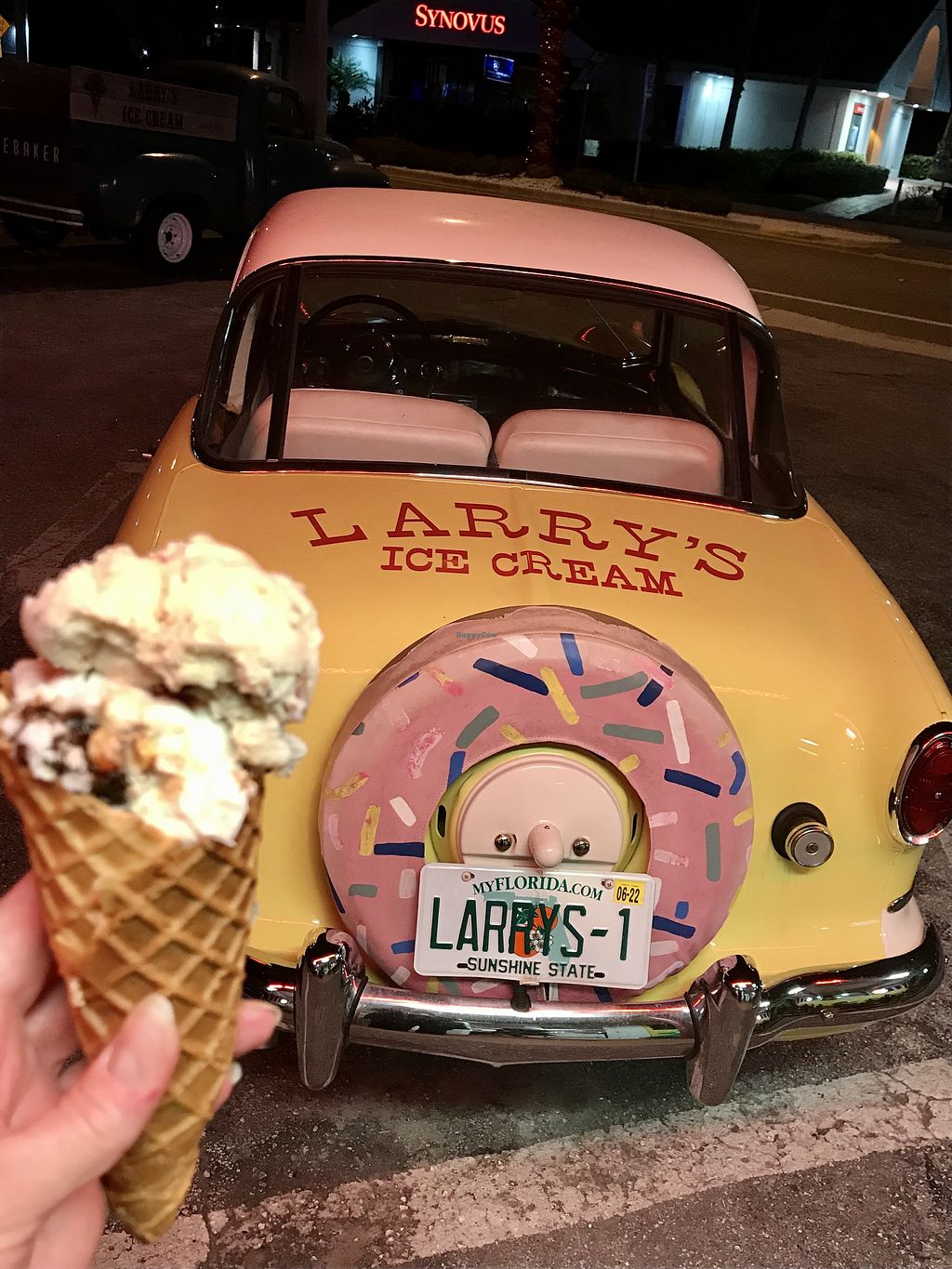 Larry's Ice Cream & Gelatos - St Pete Beach Florida Ice Cream - HappyCow