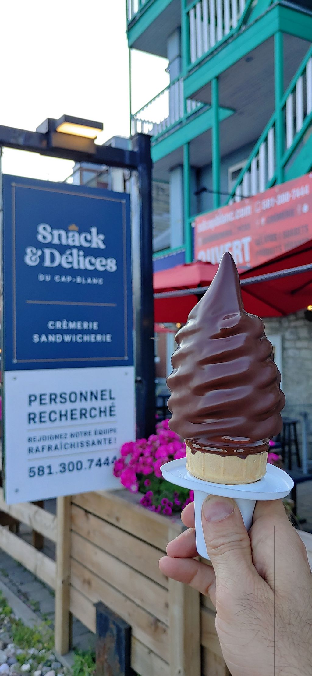 Snack & Délices du Cap-Blanc - Quebec | Review "The best vegan soft ...