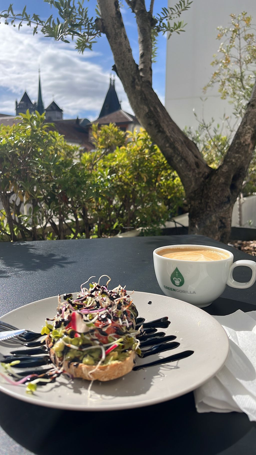 Green Gorilla Café - Globus - Geneva | Review "Super expensive and very ...