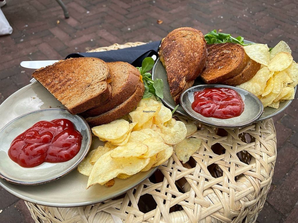 Buna Koffiebar - Castricum Coffee & Tea - HappyCow