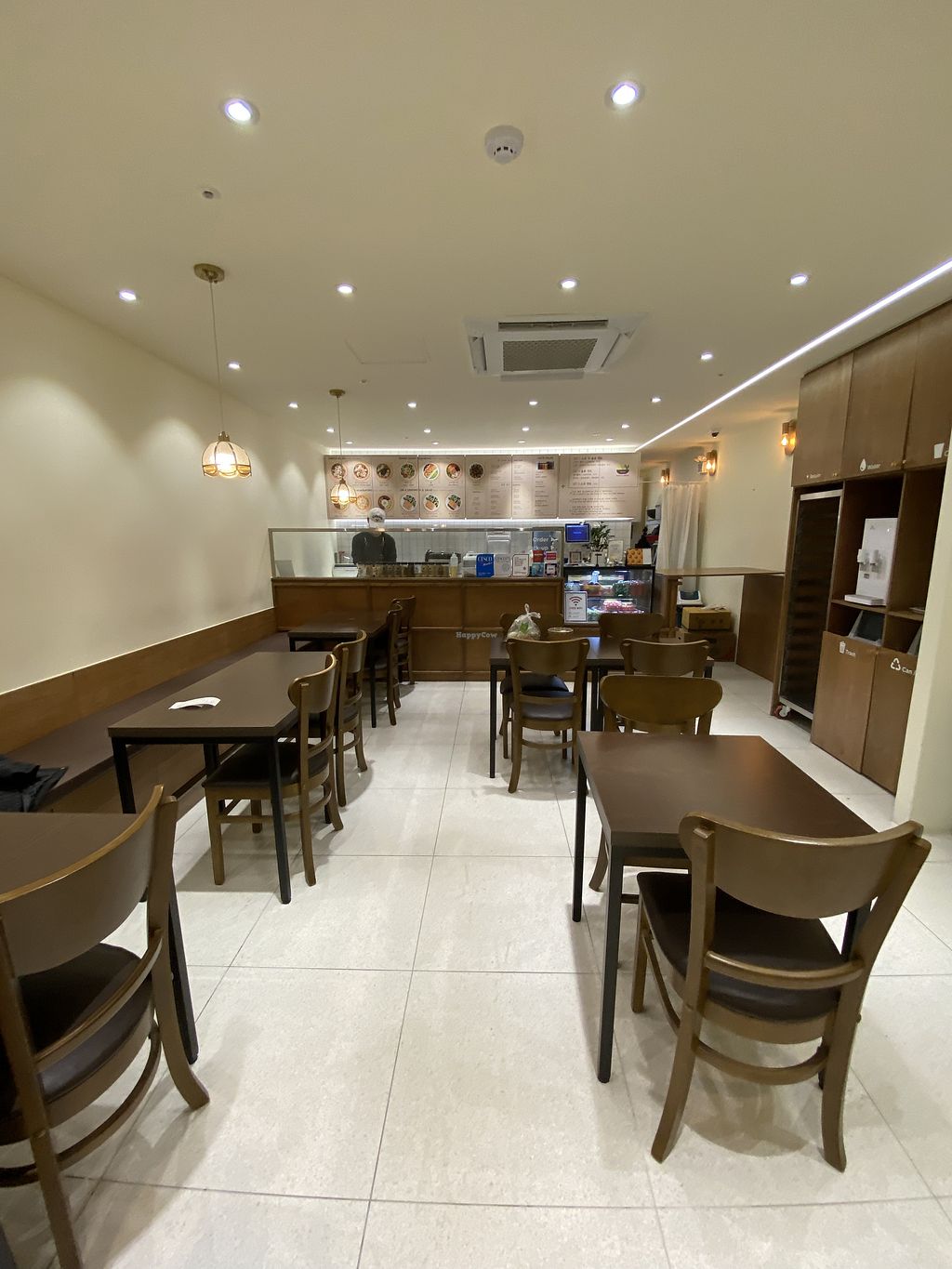 CLOSED: March Rabbit 마치 래빗 - Yeouido - Seoul Restaurant - HappyCow