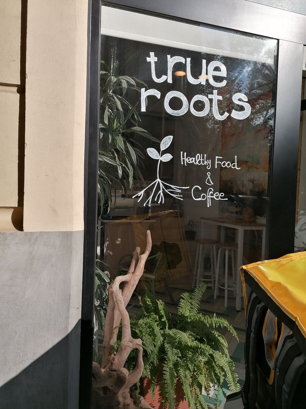 CLOSED: True Roots - Barcelona Restaurant - HappyCow