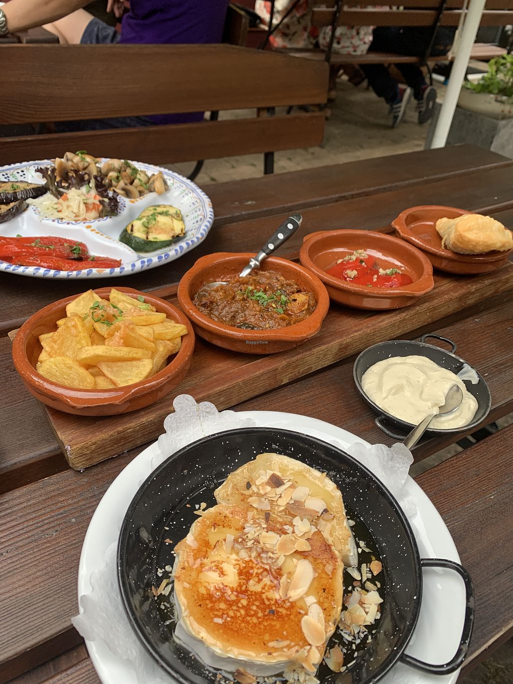 CLOSED: Hans José - Moenchengladbach Restaurant - HappyCow