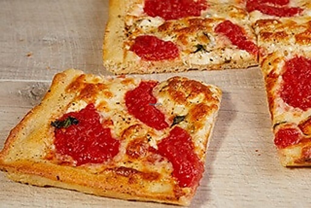 Luigi's Pizzeria - East Setauket New York Restaurant - HappyCow