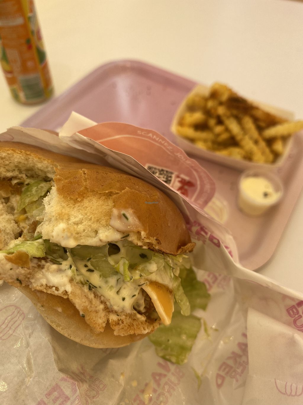 Closed Naked Vegan Burger Wagram Paris Restaurant Happycow