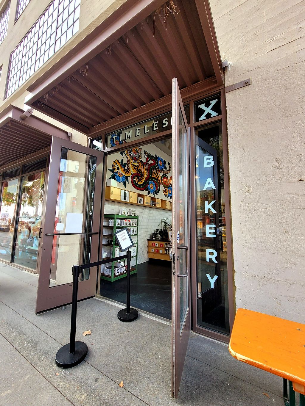 CLOSED: Timeless Coffee - JLSQ - Oakland California Coffee & Tea - HappyCow