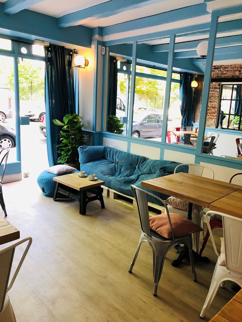 The Bench Café - Paris Restaurant - HappyCow