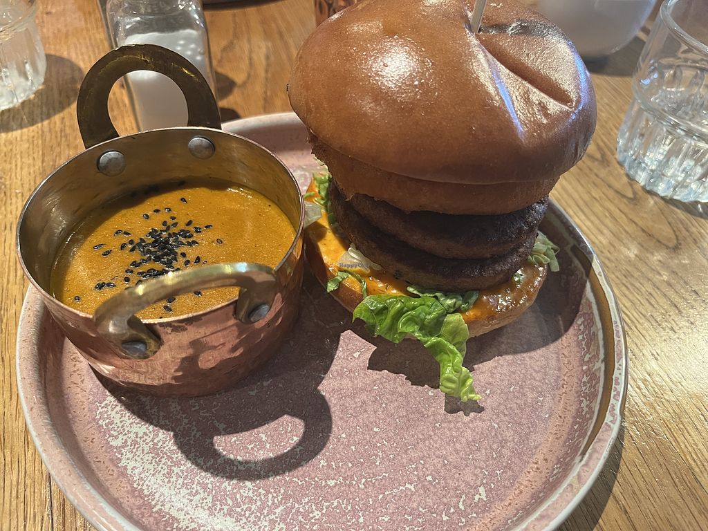 Oscars - Cowbridge Restaurant - HappyCow