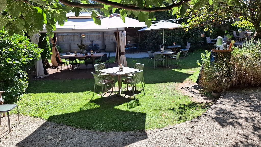 The Cow Shed - Murchison Restaurant - HappyCow