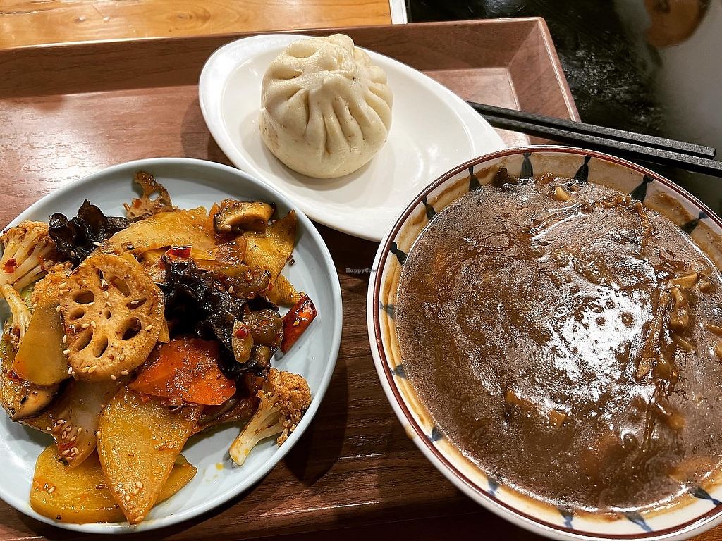 Yisuitang Fangxin Stuffed Bun House - Beijing Restaurant - HappyCow