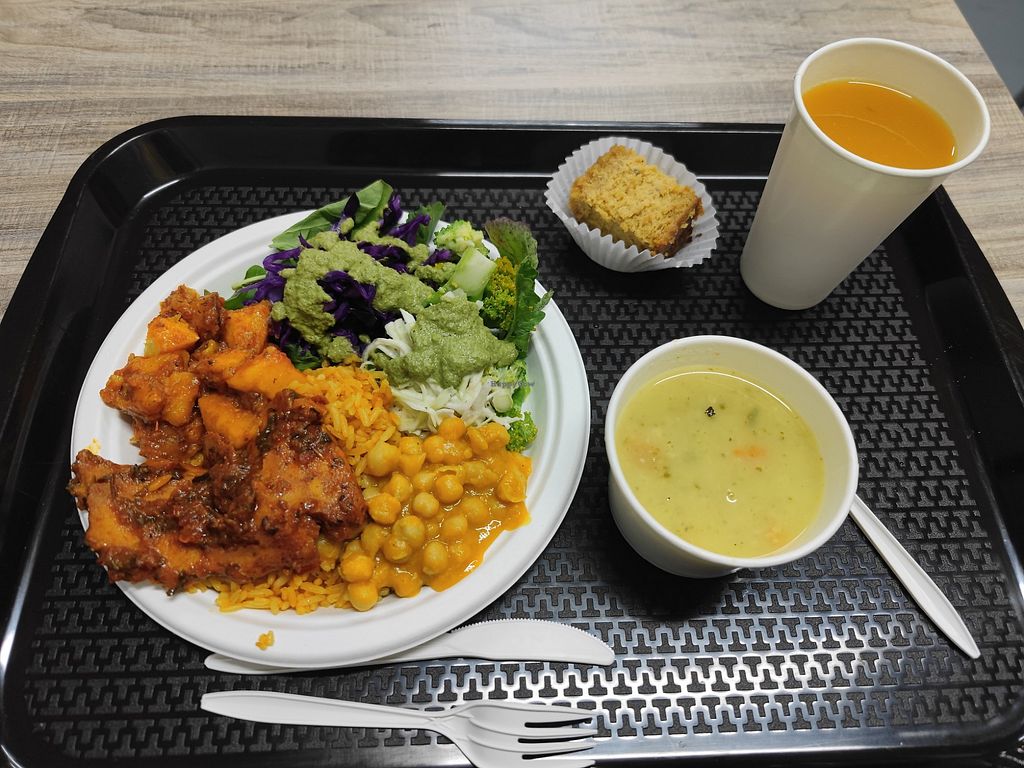 Pita's Buffet - Medellin Restaurant - HappyCow