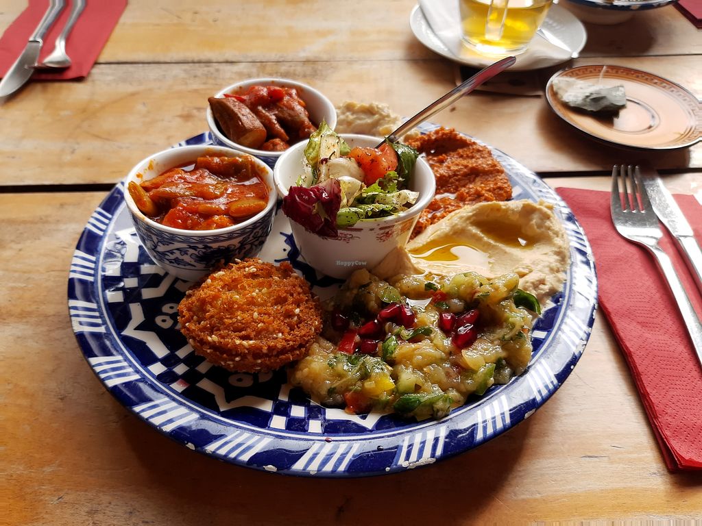 CLOSED: Moudi's Lecker Cafe - Zurich Restaurant - HappyCow