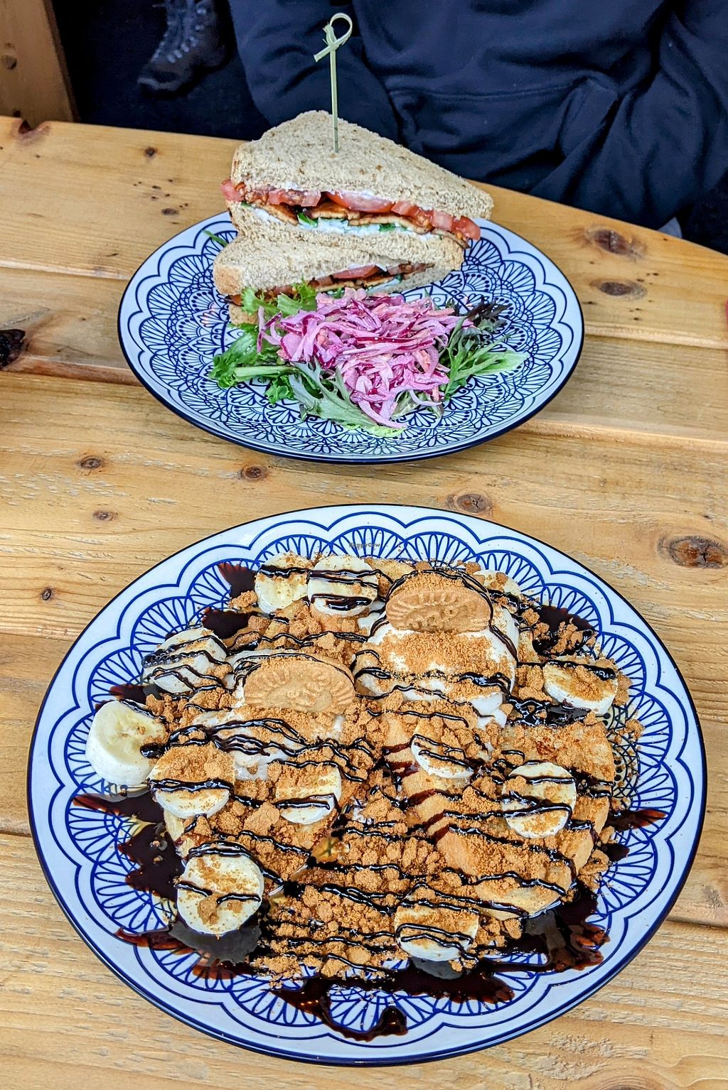 CLOSED: The Lazy Pineapple Cafe - Sheffield Restaurant - HappyCow