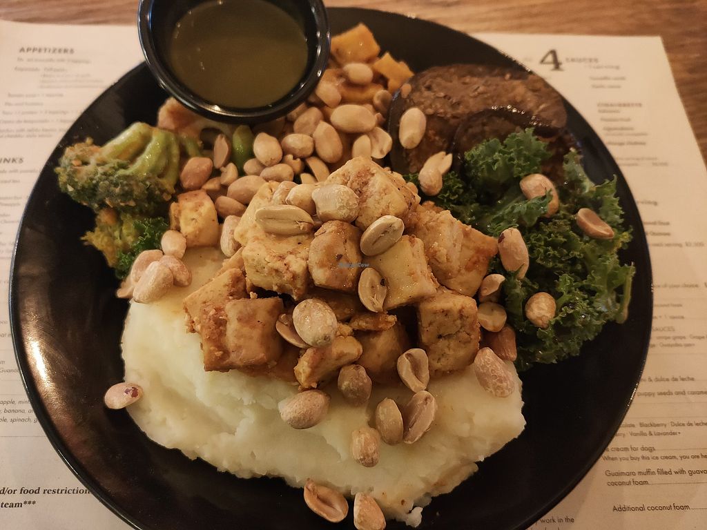 Iom Plant-Based Food 78 - Bogota Restaurant - HappyCow