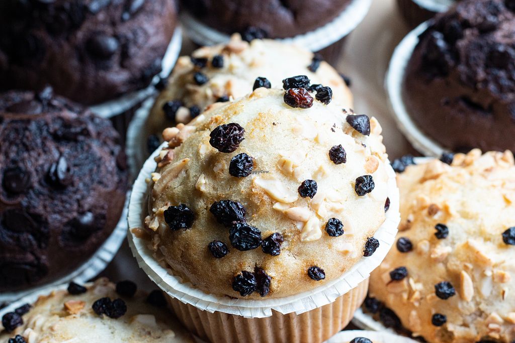 CLOSED: V Sweets - Istanbul Bakery - HappyCow