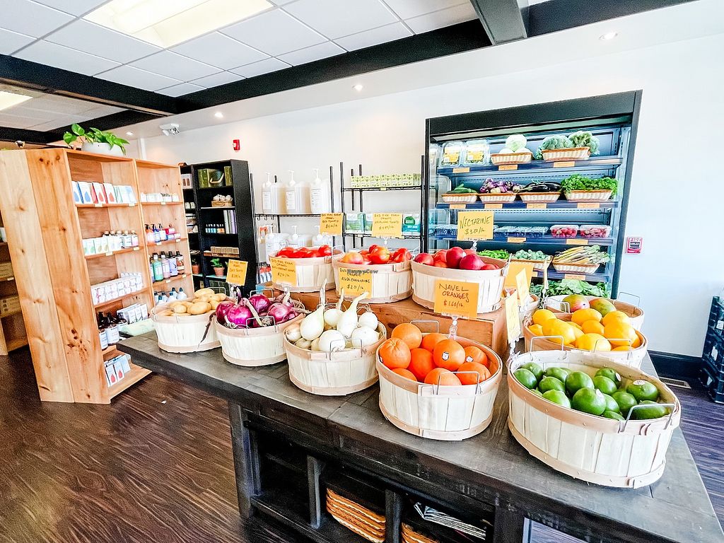 CLOSED: Schubert Provisions - Braintree Massachusetts Veg Store - HappyCow