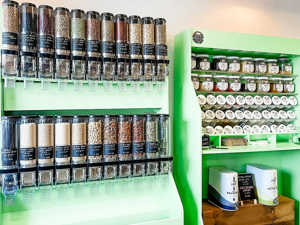 CLOSED: Schubert Provisions - Braintree Massachusetts Veg Store - HappyCow