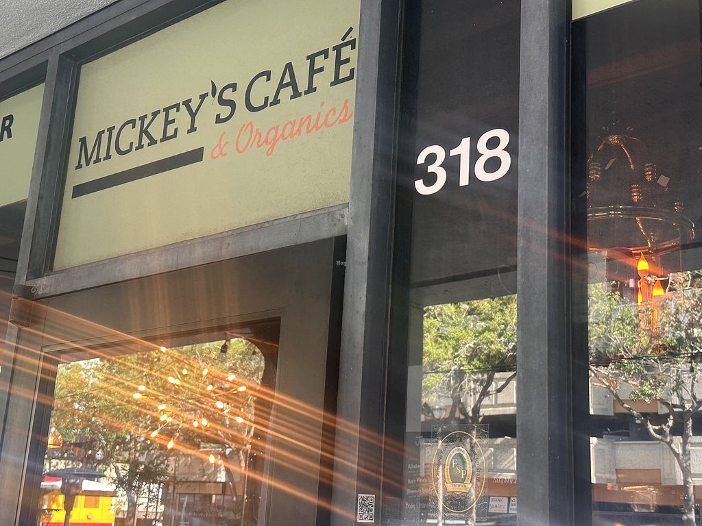 Mickey's Cafe & Organics - St Petersburg | Review "Very Nice!" by CuddlyKitten - HappyCow