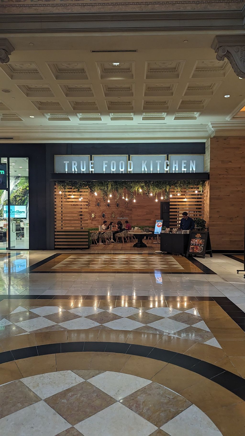 True Food Kitchen - The Forum Shops at Caesars - Las Vegas Nevada ...