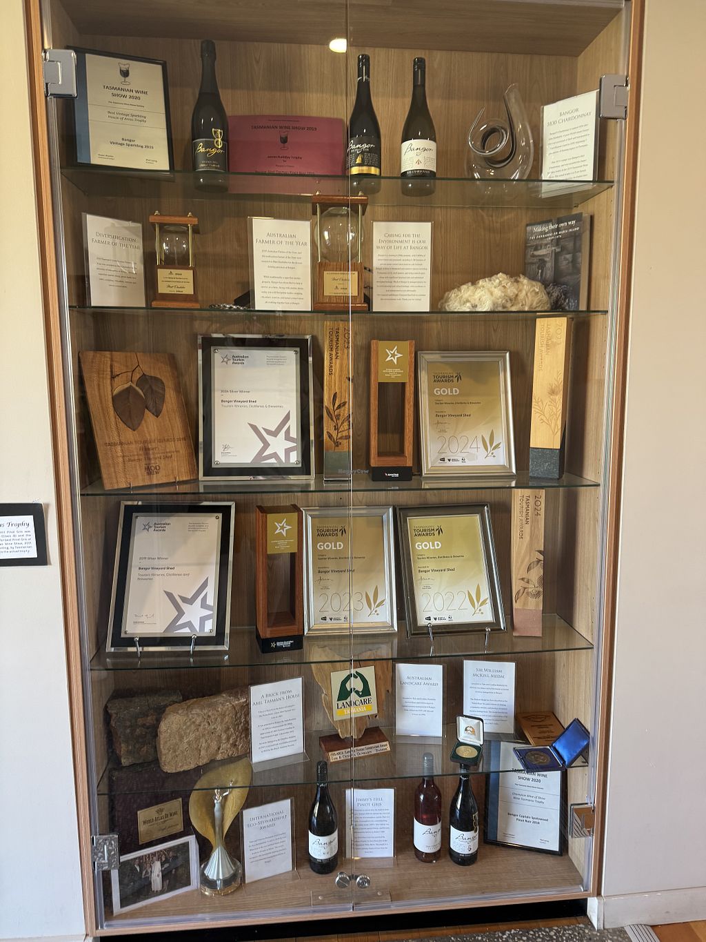 Bangor Vineyard Shed - Dunalley | Review "Great location and service ...