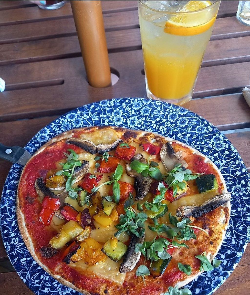 The Port Jackson - JD Wetherspoon - Bishops Stortford Restaurant - HappyCow