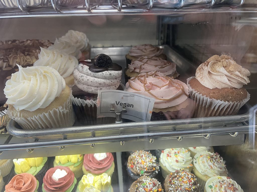 The West Side Bakery - Akron Ohio Bakery - HappyCow